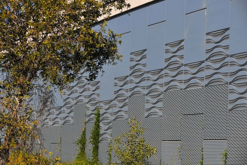 Reinforced Earth®, first choice for retaining walls